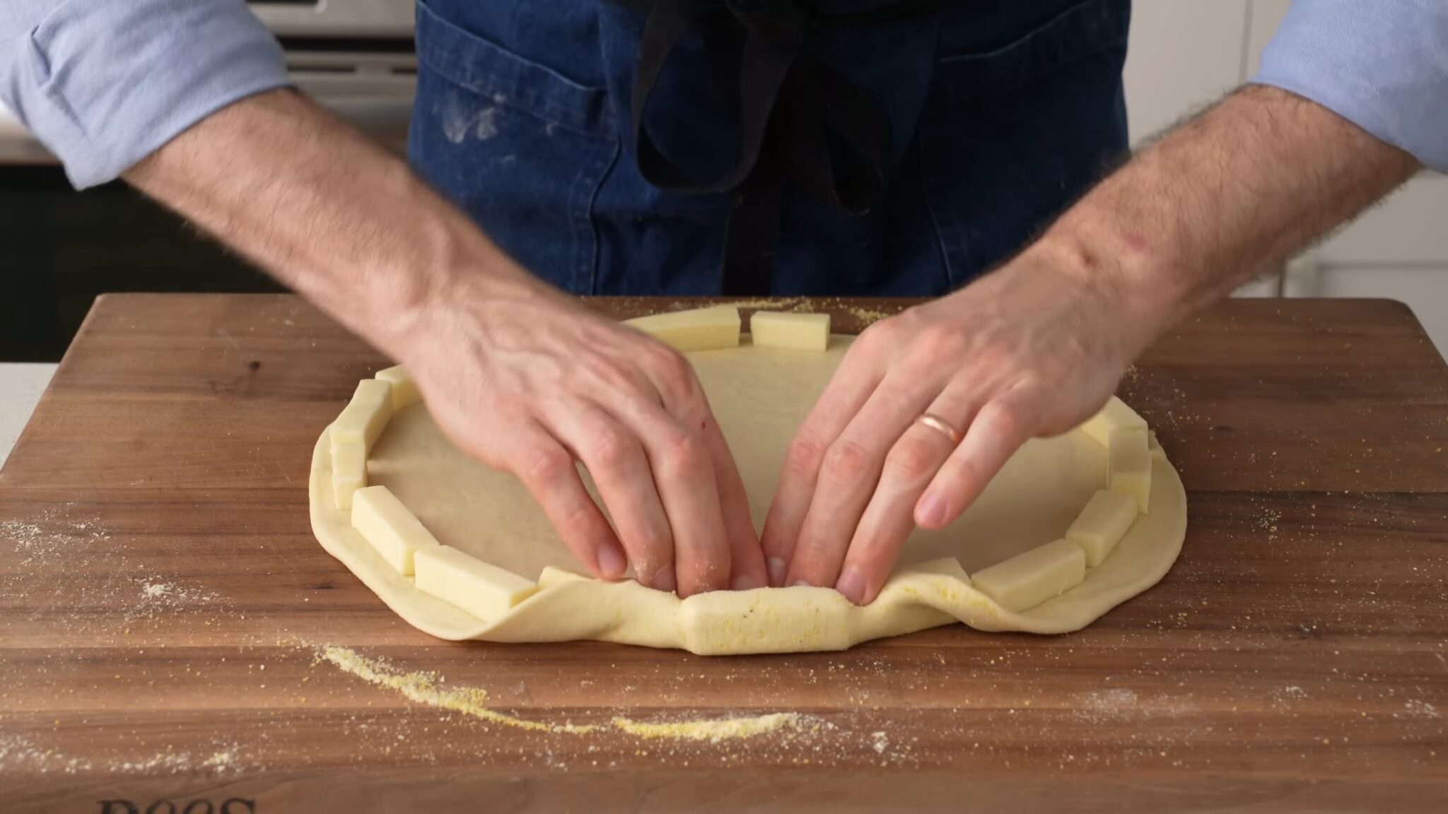 How To Make A Stuffed Crust Pizza? - Uncle Als Pizza