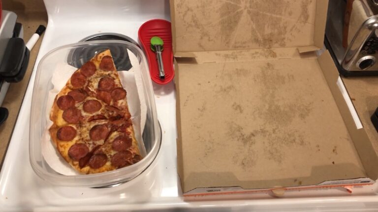 How Long Can Pizza Be Left at Room Temperature - Food Safety Tips ...